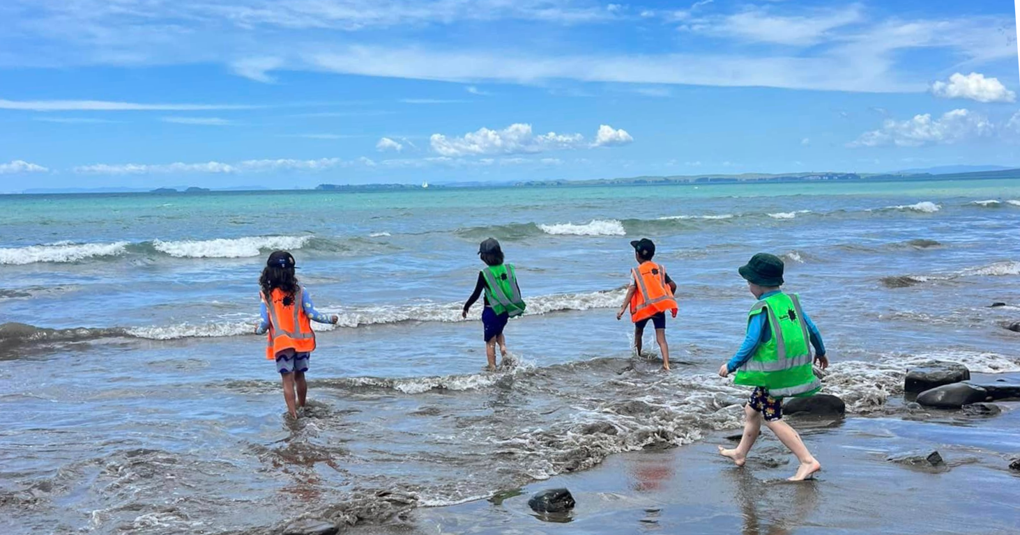 Holiday Play Days - Muddy Kids